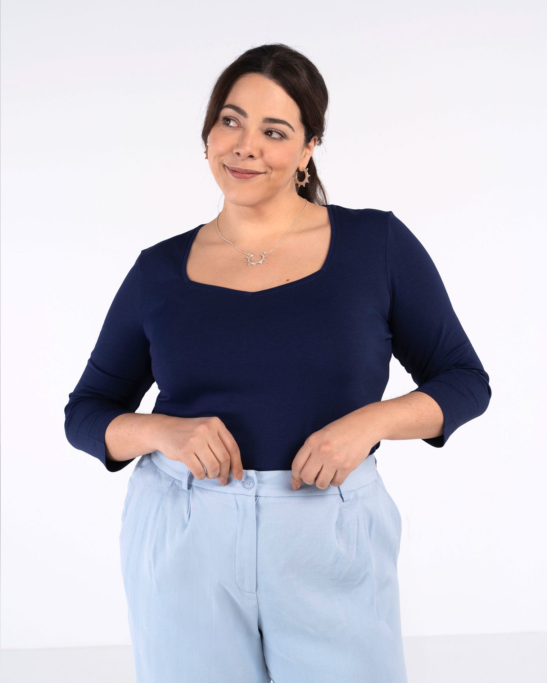 3/4 Sleeve Sweetheart Top